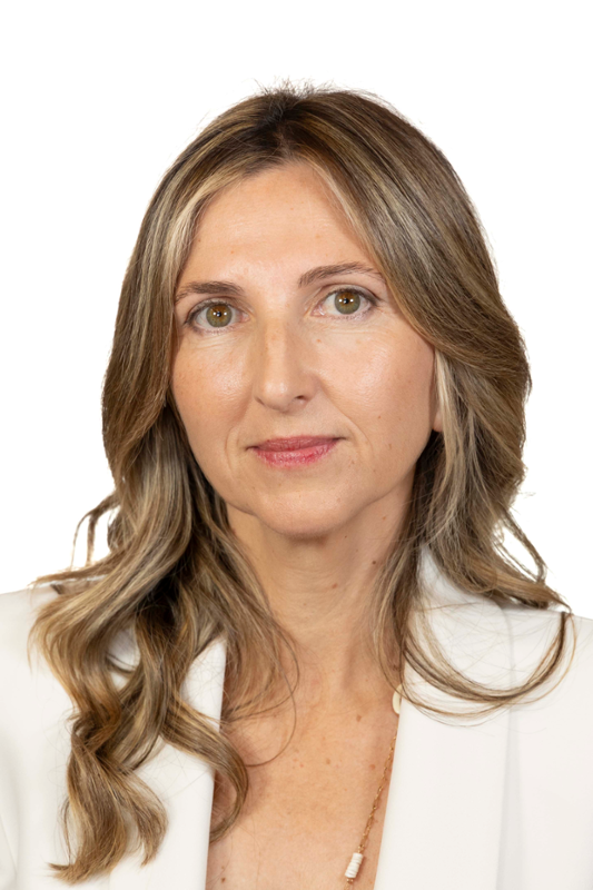 Sra. Dª. Nereida María Canosa Domínguez